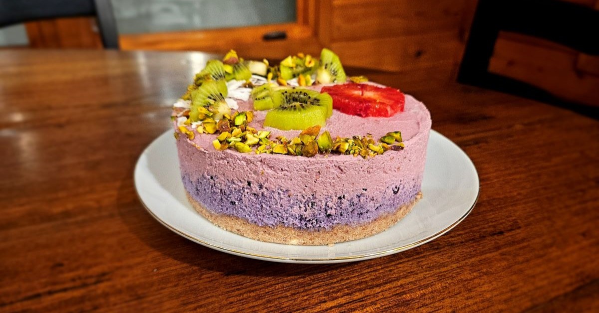 Blueberry Raspberry Cashew "Cheese" Cake - no baked - Lively Life ...